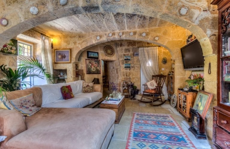 The Traditional Maltese house - Architecture from Malta - Lazy Penguins